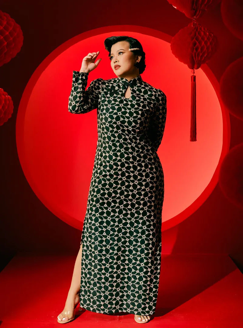 SAM JIE CHEONGSAM EYELET DRESS – CURVA FABULOUS